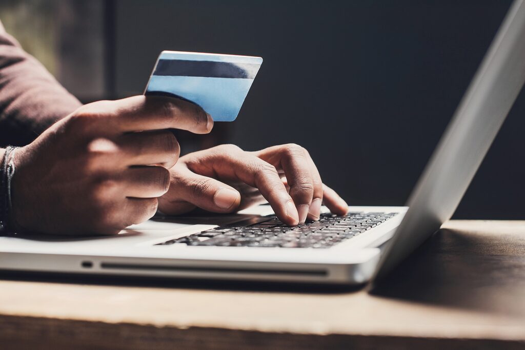Auto Pay Your Credit Card Bills | SavvyMoney Education